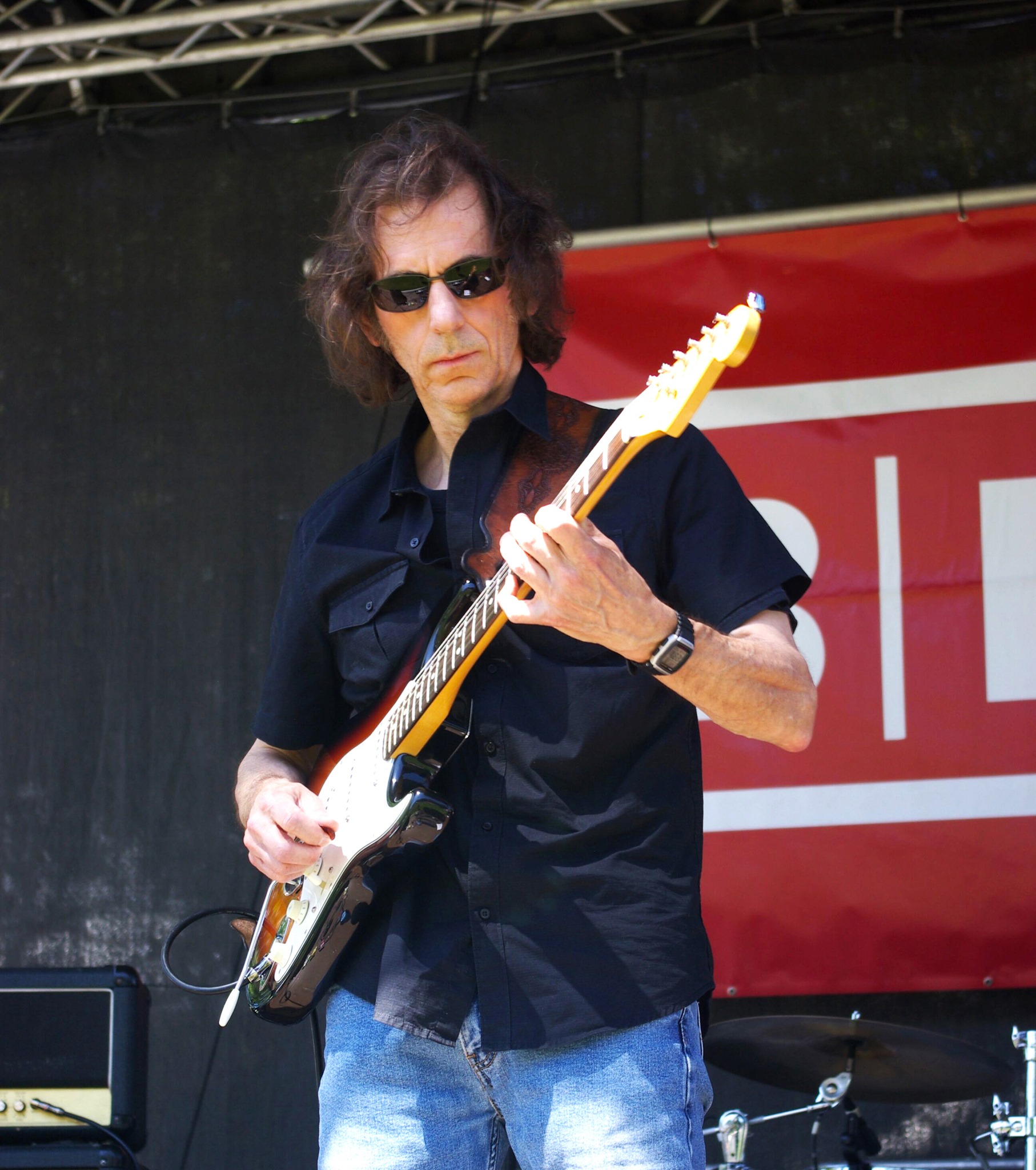 Scott Lindenmuth Guitarist